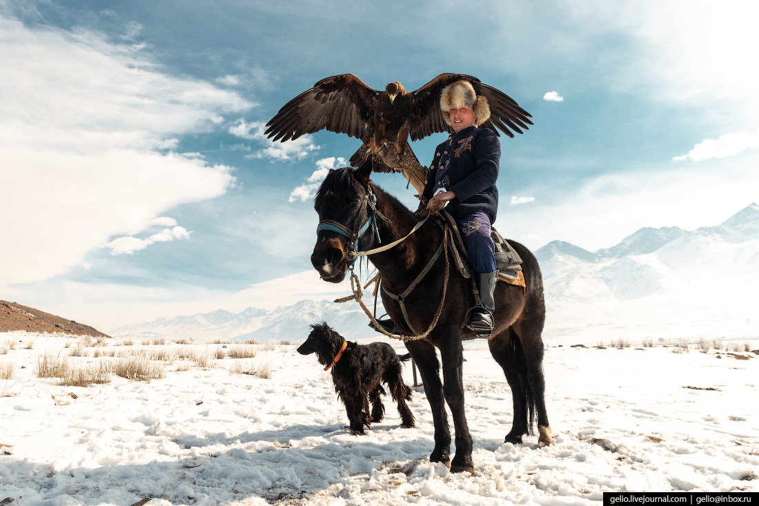 2-Day Issyk-Kul Winter Tour: Yurt Stay, Canyons & Eagle Show