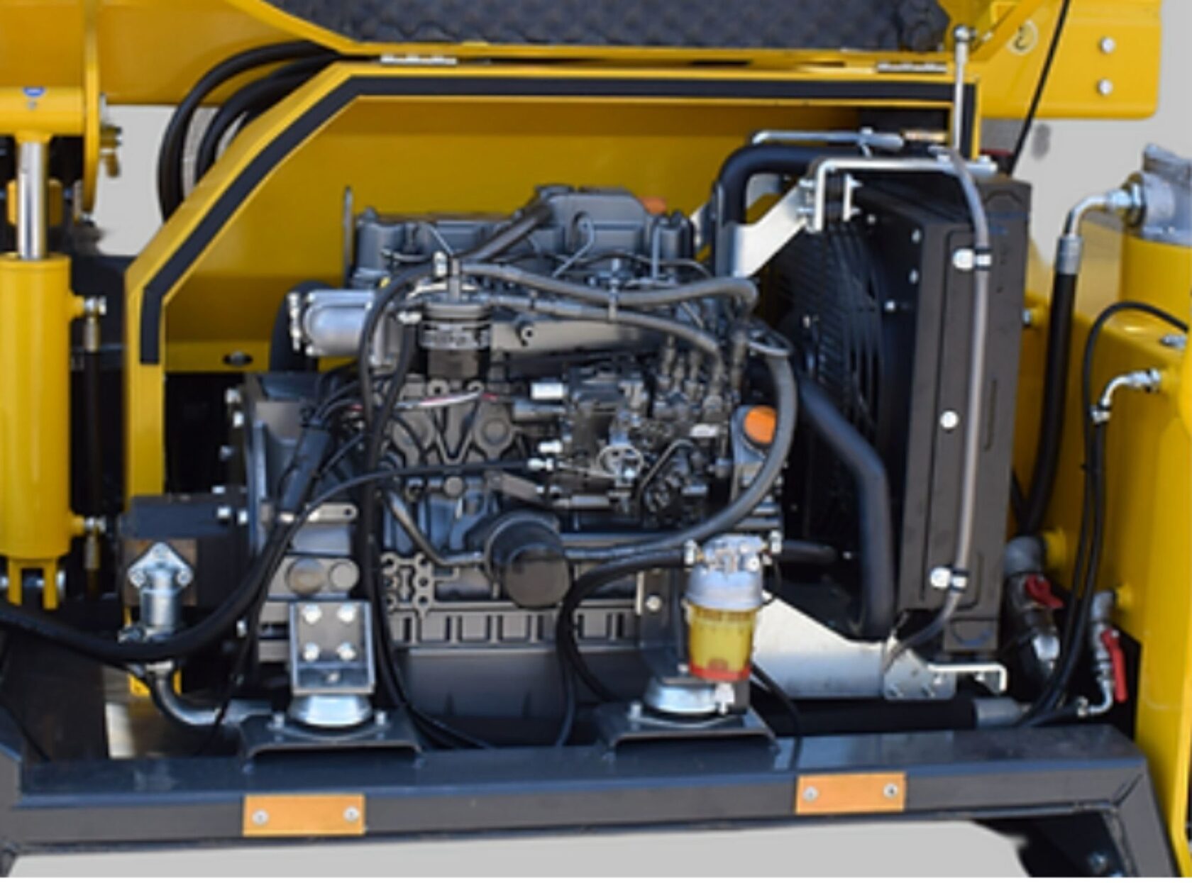 High-quality pile driving rigs MGI Tonker 830 and MGI Stradale